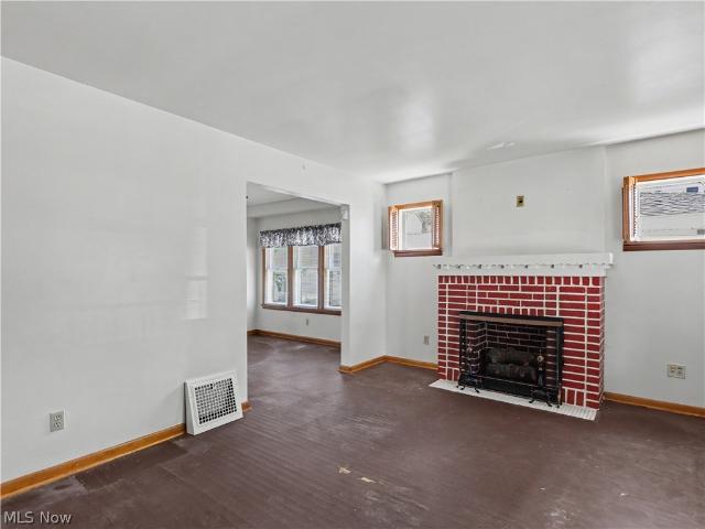 1177 Linden Avenue