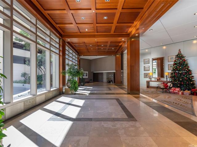 1177 Queen St, Unit 1708, Honolulu, HI 96814 | MLS #202604