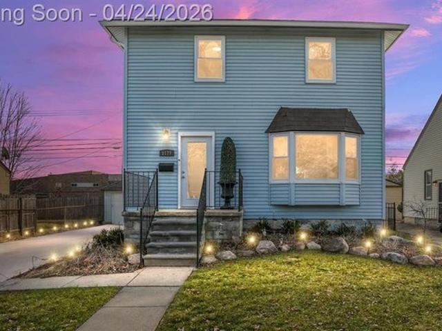 1177 W Marshall St, Ferndale, MI 48220