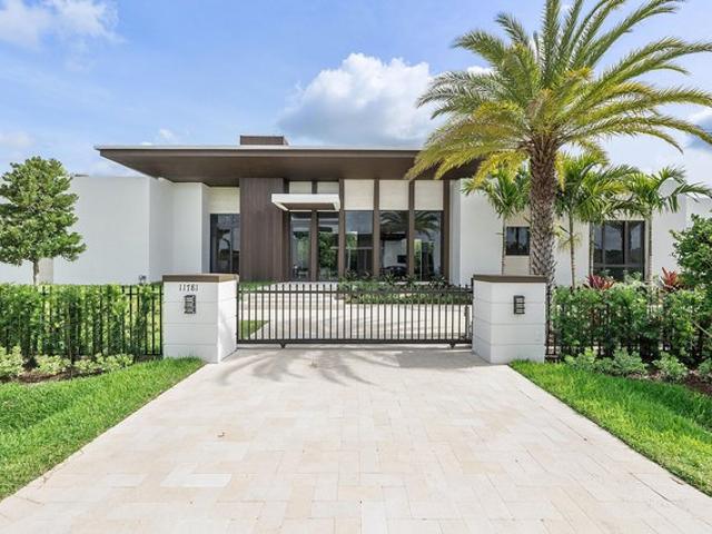 11781 NW 15th St, Plantation, FL 33323