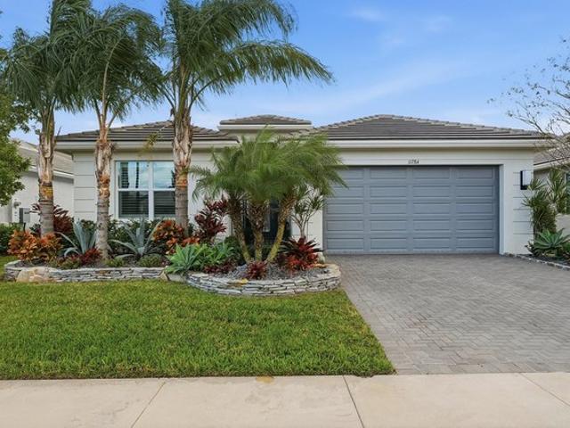 11784 SW Sailfish Isles Way, Port Saint Lucie, FL 34987