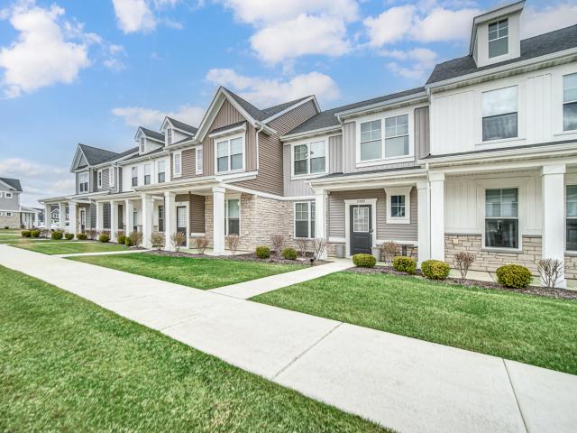 11789 Kentucky St, Crown Point, IN 46307 | MLS #837683 | Compass