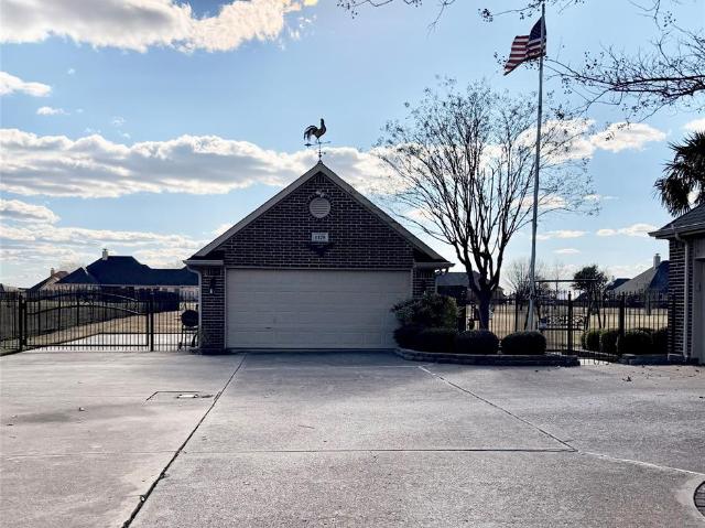 1178 E Remington Park Dr, Talty, TX 75160 | MLS #21154 | Compass