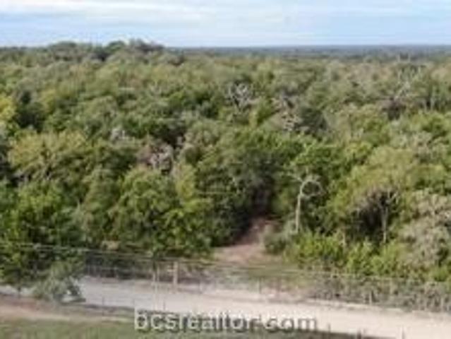 1178 Pin Oak Rd, Franklin, TX 77856