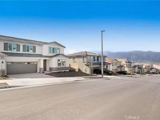 11791 Arch Hill Dr, Corona, CA 92883 See Est. Value, Schools.