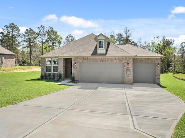 11791 Oakwood Ranch Dr, Willis, TX 77378
