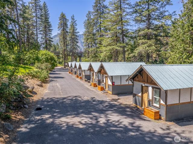 11798 US Highway 2