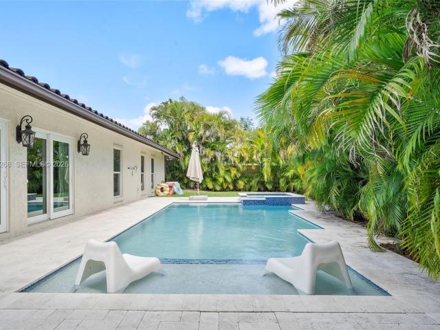 11798 SW 32nd St, Miami, FL 33165 | Compass