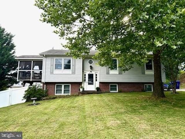 1179 Brook Ct, Front Royal, VA 22630