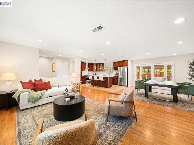 1179 Wagoner Dr