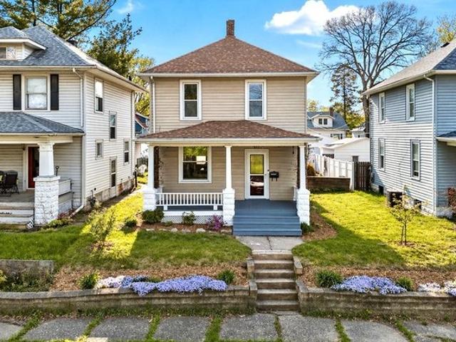 1179 26th Street A, Moline, IL 61265