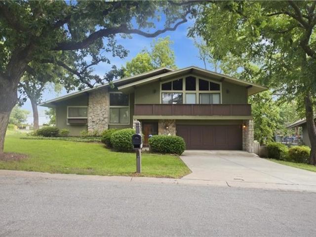 11703 W 102nd Pl, Overland Park, KS 66214