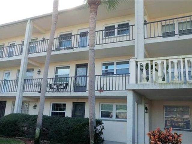 11700 Park Blvd Apt 202, Seminole, FL 33772