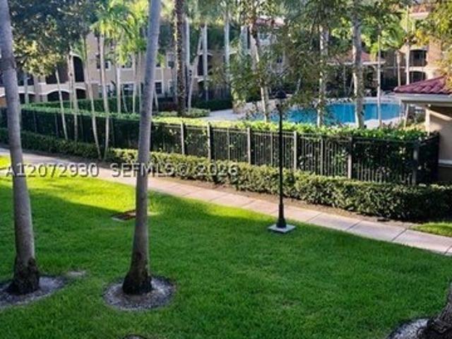 11700 SW 1st St Unit 3206, Pembroke Pines, FL 33025
