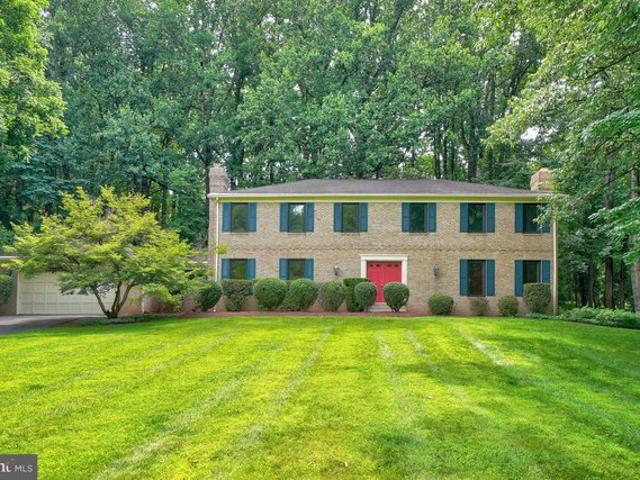 11701 Beekman Pl, Rockville, MD 20854