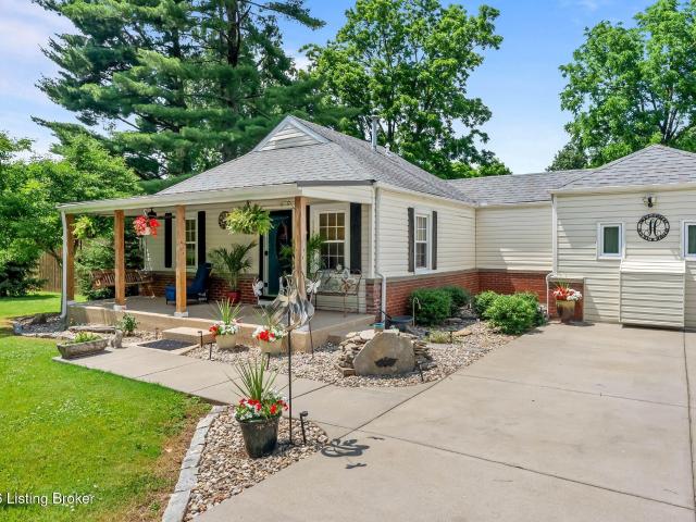 11701 Kings Ln