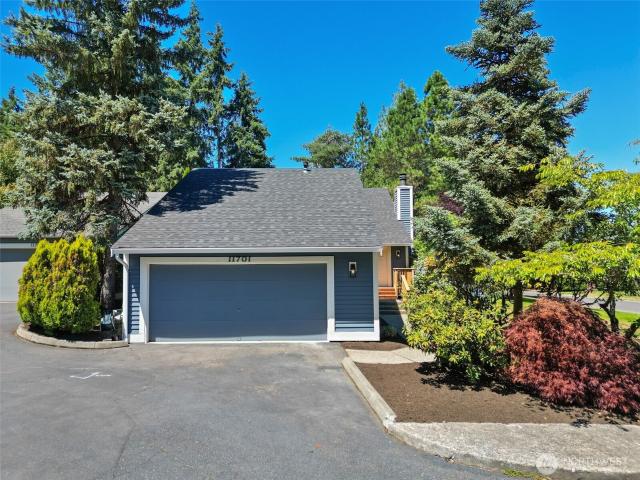 11701 NE 105th Lane