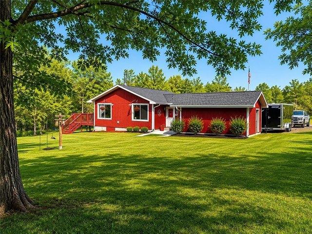 11702 E Mail Rd, Gordon, WI 54838