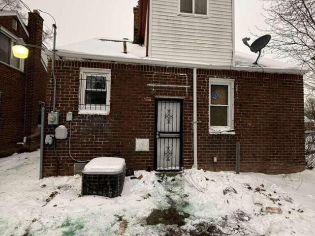 11704 Greenview Avenue