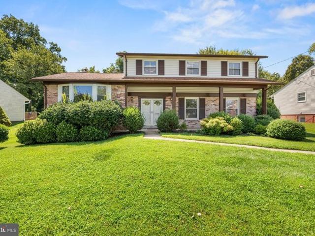 11704 Rosalinda Dr, Potomac, MD 20854