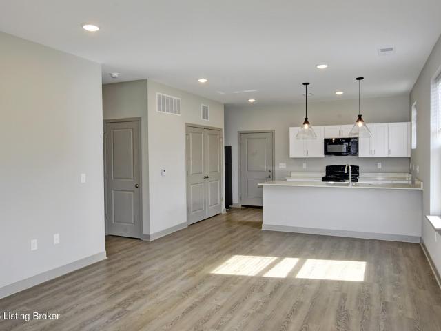 11705 Longevity Ln