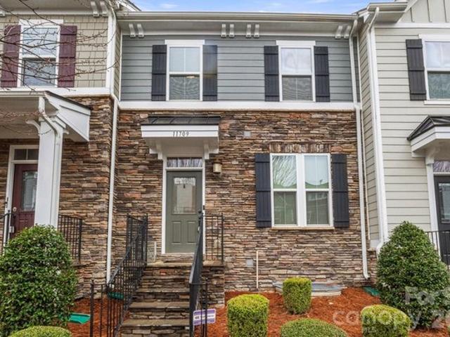 11709 Blessington Rd, Huntersville, NC 28078