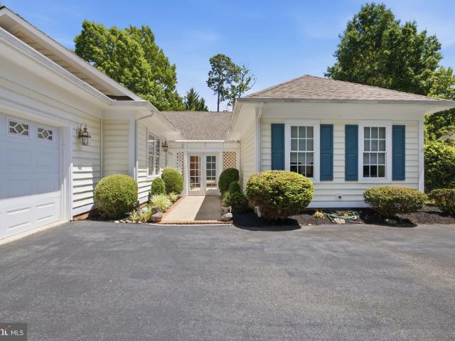 11709 Cedar Creek Court