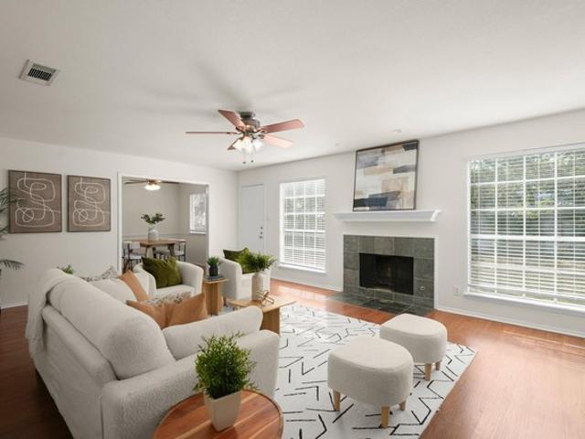 11709 Sterlinghill Dr, Austin, TX 78758