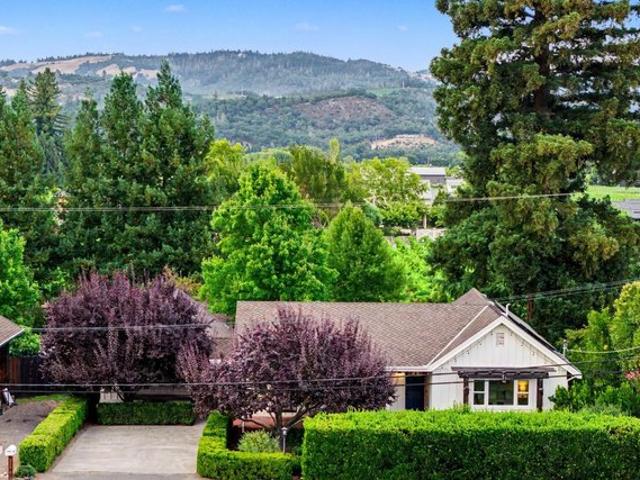 1170 Mountain View Ave, Saint Helena, CA 94574
