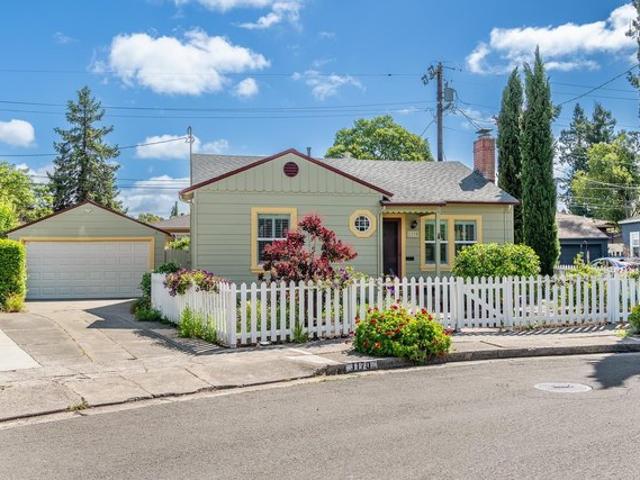 1170 Neale Dr, Santa Rosa, CA 95404