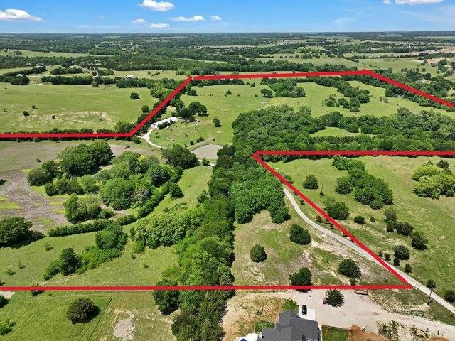 1170 Cameron Hill Dr, Van Alstyne, TX 75495