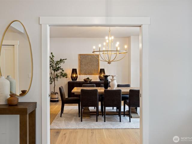 1170 Domerie Park Loop