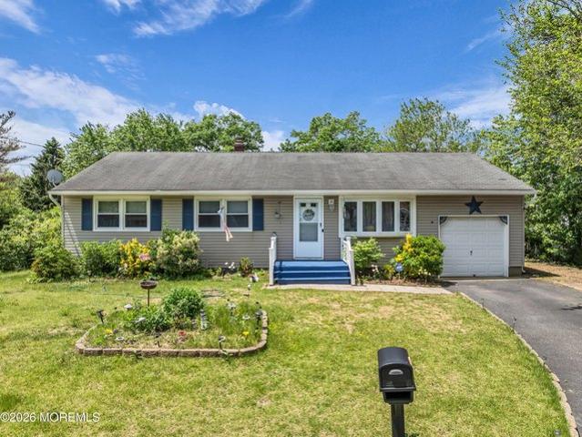 1170 Janet Rd, Toms River, NJ 08753