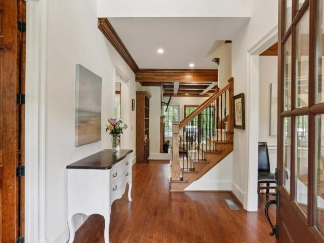 1170 Pine Ridge Road NE