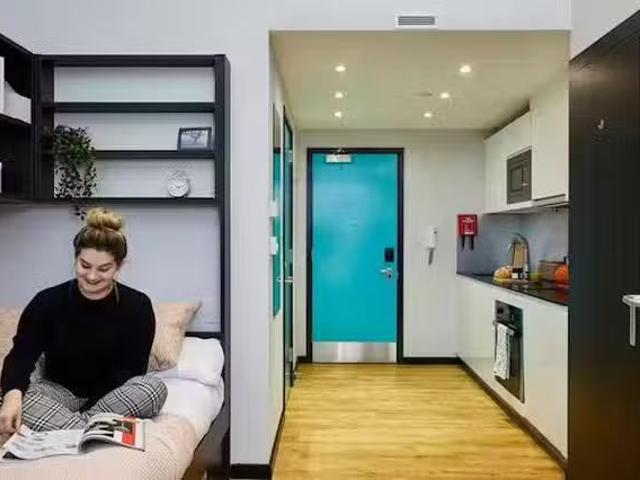1170 Room for rent in Westminster