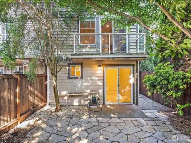 11710 Greenwood Ave N Unit C, Seattle, WA 98133