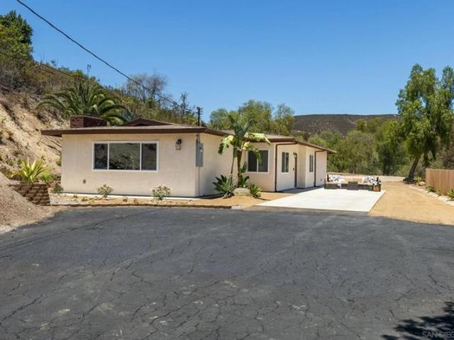 11710 Oak Creek Dr, Lakeside, CA 92040
