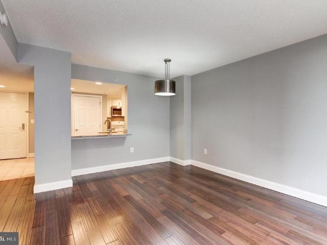 11710 Old Georgetown # 909