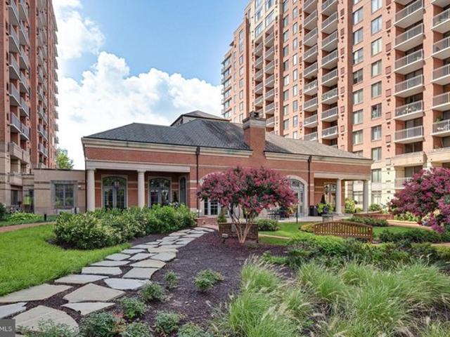 11710 Old Georgetown Rd Apt 1404, Bethesda, MD 20852