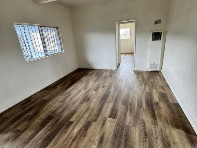 11710 S Budlong Ave 2 Bedroom Apartment for Rent at 11710 S Budlong Ave, West Athens, CA 90044 West Athens
