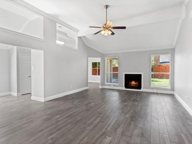 11710 Seawood Dr, Houston, TX 77089