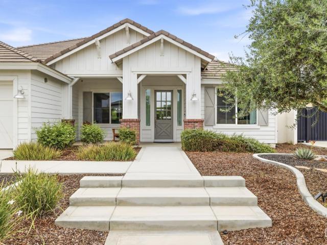 11712 Hollybrook Lane