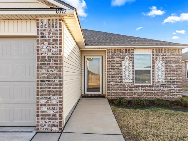 11712 NW 94th Street