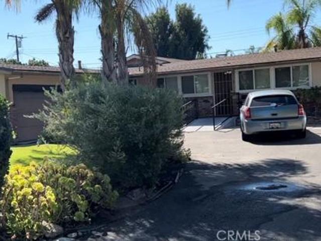 11712 Paloma Ave, Garden Grove, CA 92843