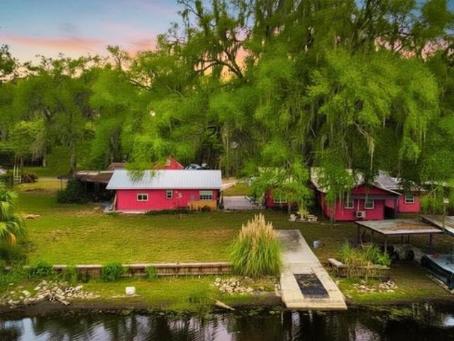 11717 E Salmon Dr, Floral City, FL 34436