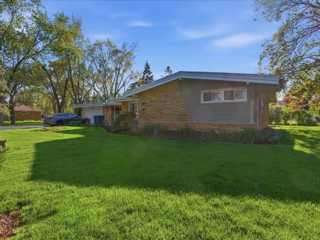 11714 S 82nd Court