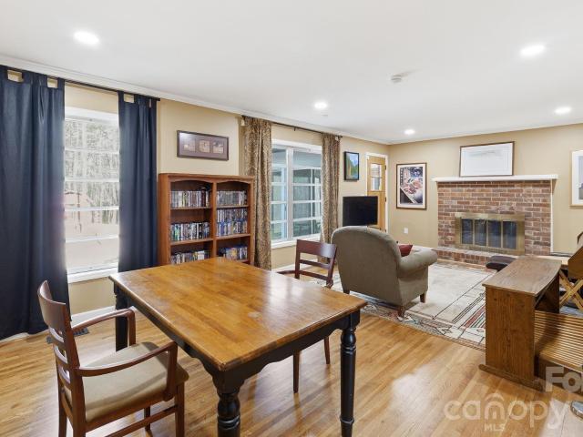 11715 Timber Ridge Rd, Charlotte, NC 28213 | MLS #4363