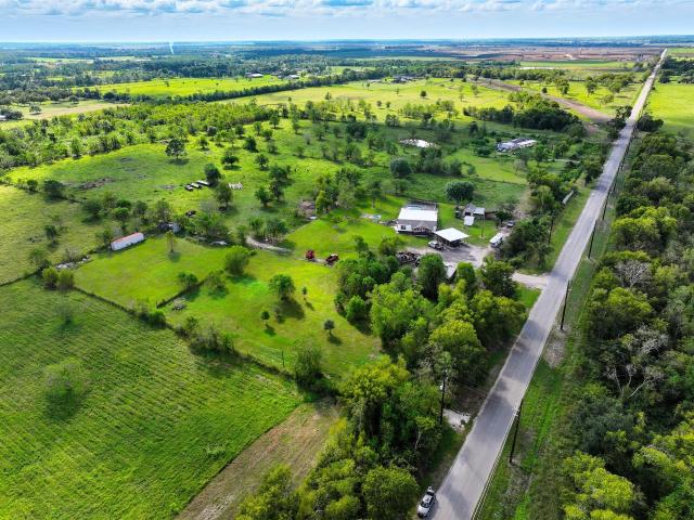 11715 County Road 48, Rosharon, TX 77583 | MLS #54404