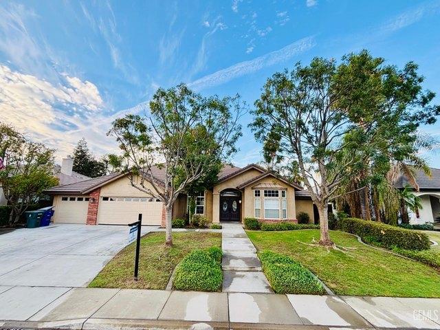 11715 Harvick Ave, Bakersfield, CA 93312