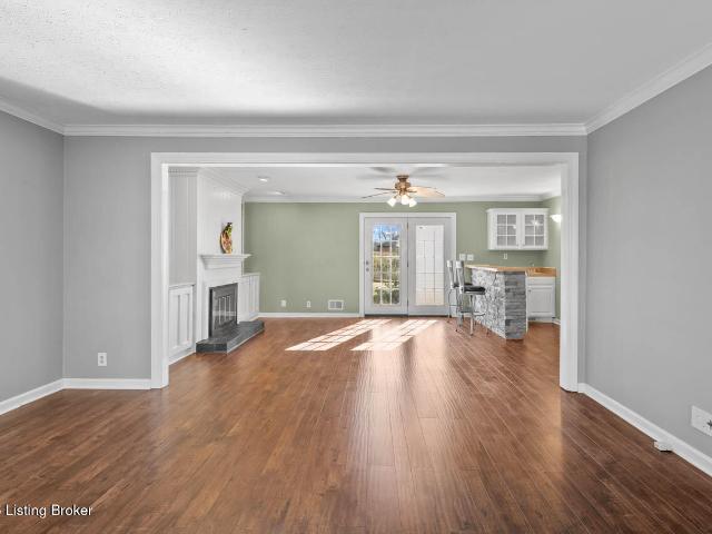 11716 Robinlynn Ln